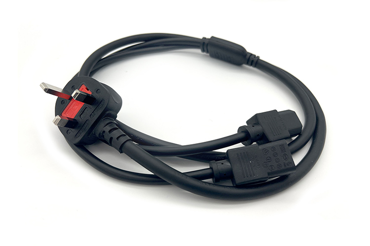 Antminer S19 power cord UK plug – Miningpart